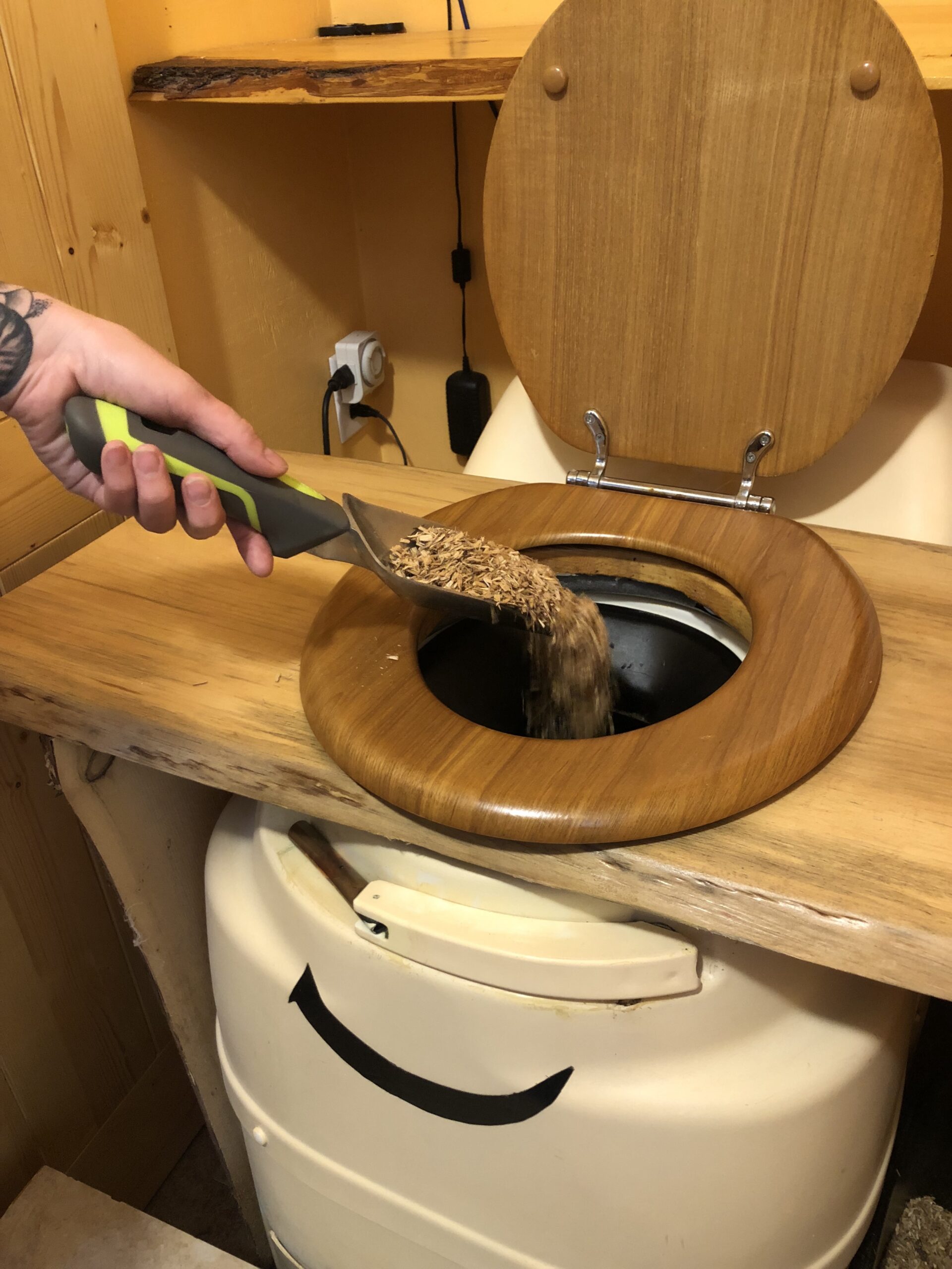 How to Use our Compost Toilets [VIDEO]